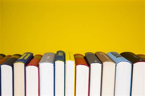 Más De 200 000 Imágenes Gratis De Imagenes Animadas De Libros Y Libros