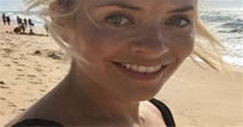 Holly Willoughby Latest News And Pictures Daily Star