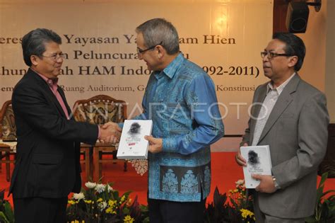 Yayasan Yap Thiam Hien Antara Foto