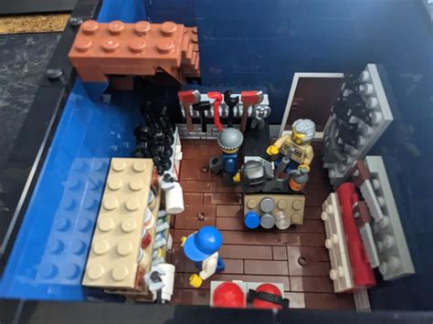 Modular Hardware Store Rlegomodular