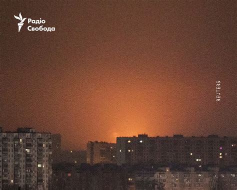 Радіо Свобода У Києві троє людей загинули через атаку армії РФ дронами десятеро людей