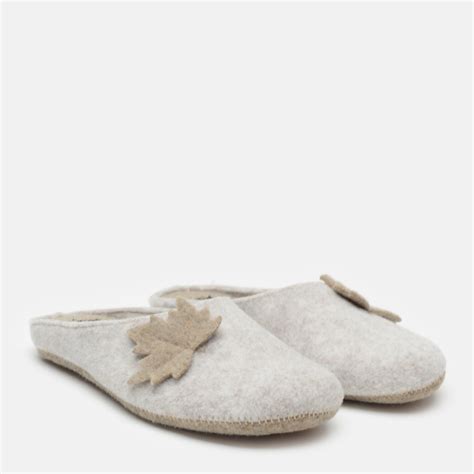 Жіночі домашні капці з закритим носком Floare Ліка 690400 39 25 5 см Світло бежеві Оригінальне