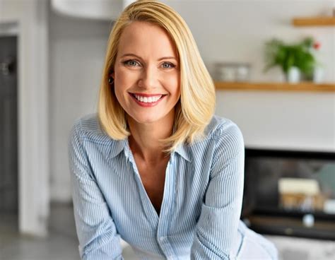 Premium Photo Portrait Of Lady Happy Smiling Year Old Blonde Woman