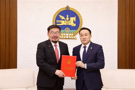 Засгийн газрын бүрэлдэхүүний тухай хуульд өөрчлөлт оруулах тухай хуулийн төслийг өргөн барив