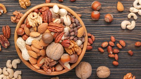 25 Most Popular Types Of Nuts Explained