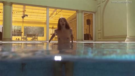 Watch Stefanie Moon And Vyvan Hill Underwater Stephanie Moon Eporner