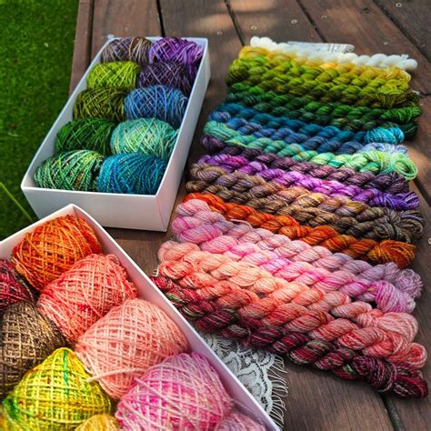 사부작 프랑스자수 손염색 면사테스트를 위해 간단히 수놓아봅니다 ~ 사부작자수 자수타그램 프랑스자수 부산프랑스자수 양산프랑스자수 부산자수공방 채색자수