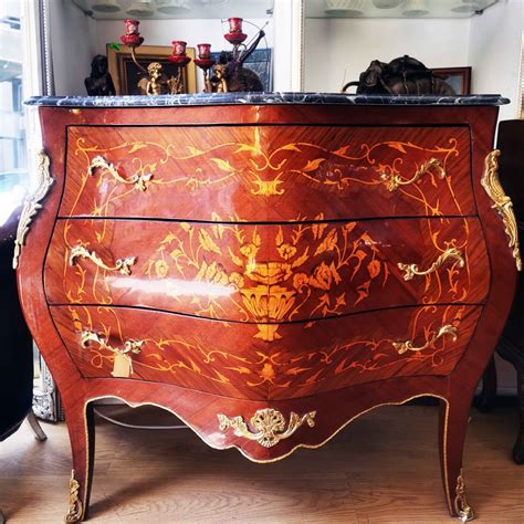 Шкафове скринове витрини Старинни и Антични мебели ФЛАНДРИЯ Пловдив