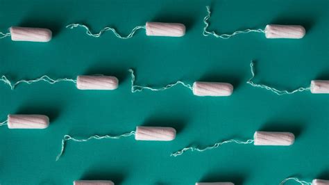 How To Insert A Tampon Everything You Need To Know Teen Vogue