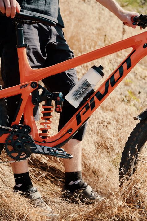 Fidlock TWIST Bottle Bike Base Bottles Bike Discount