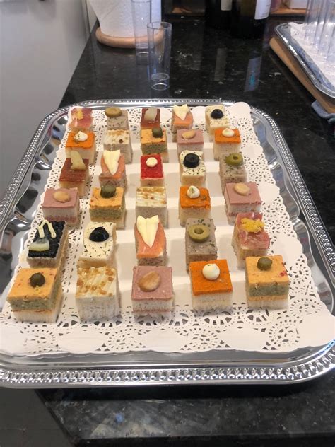 Canapés Salados Domicilios Bandejas Practicas Y Elegantes