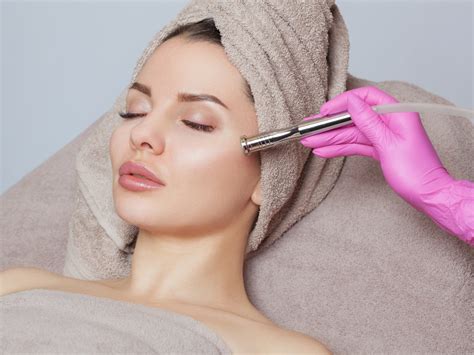Microdermabrasion Vs Dermaplaning Which Is Right For Your Skin