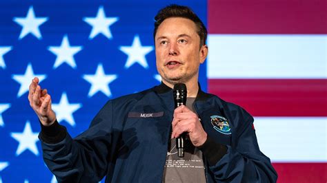 Oregon congresswoman determined to protect federal workers with Stop Musk Act | Fox News