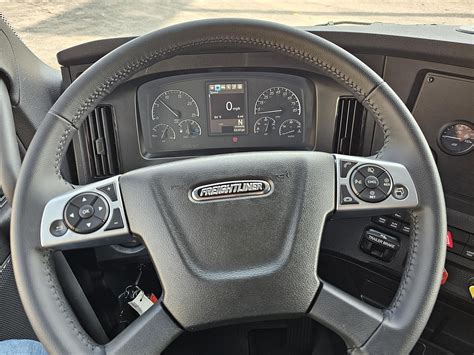 2025 Freightliner New Cascadia For Sale 72 Sleeper 817214