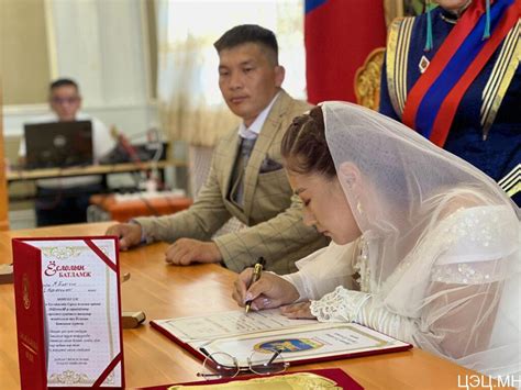 Бүрэн монгол төсөл 21 залуу гэр бүлийг иж бүрэн тавилгатай гэртэй болгоно Цэц МН