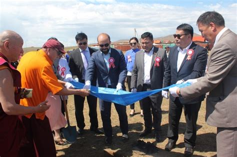 Налайх дүүрэгт Өрхийн эрүүл мэндийн төвийн барилгын шавыг тавилаа