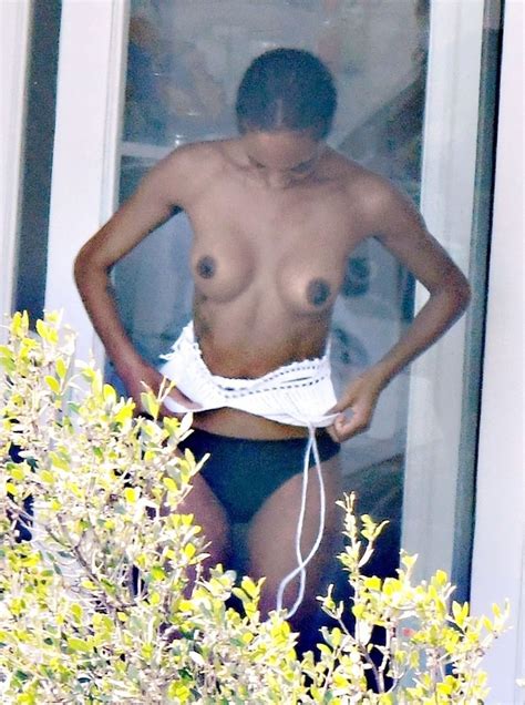 Jourdan Dunn Topless Photos Thefappening