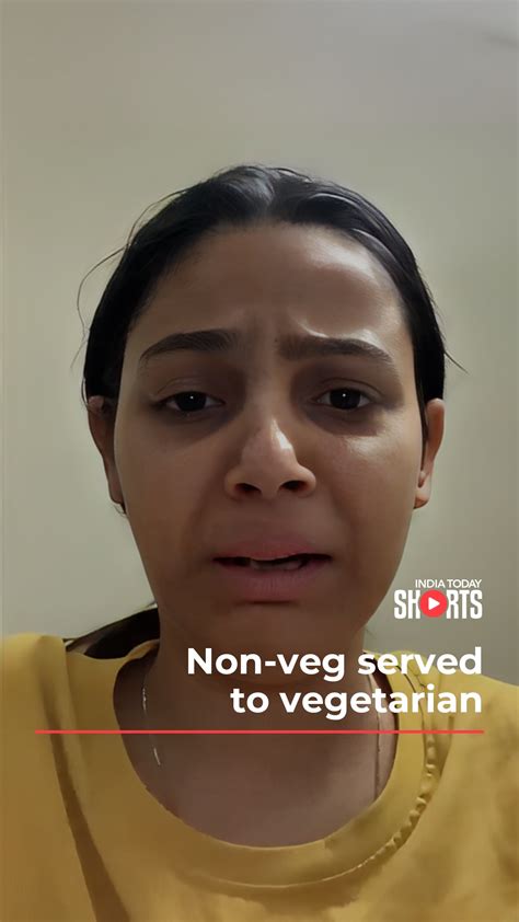 Woman Viral Video Arrest At Restaurant
