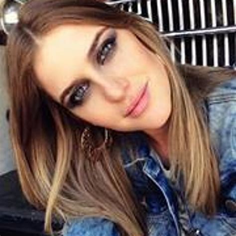 Stream Luiza Windberg Music Listen To Songs Albums Playlists For