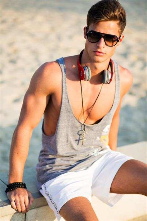 Hombres Guapo Con Lentes Imagui