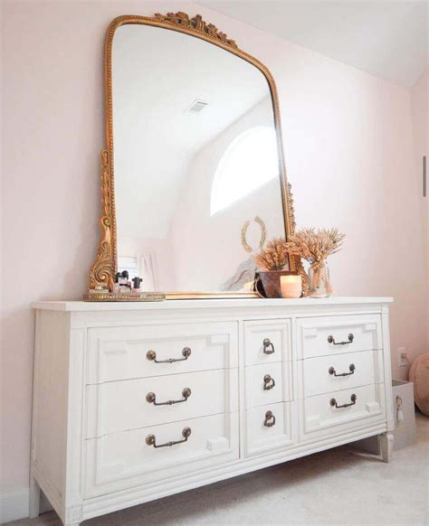 31 Bedroom Dresser Decor Ideas To Give New Life To Your Bedroom