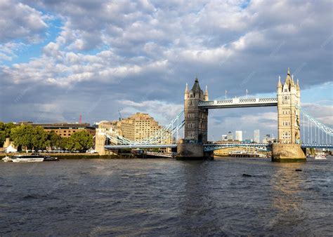 Premium Photo Famous Tower Bridge Over The River Thames In Broad