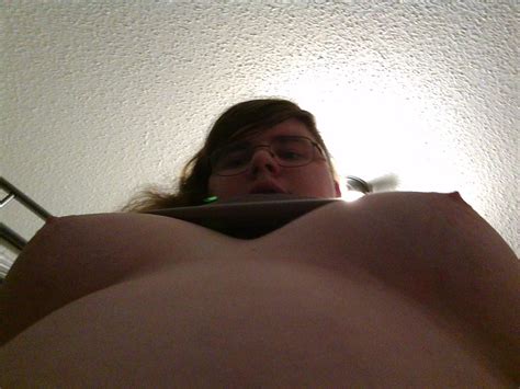 Feeling Kinda Ugly And Dysphoric Tonight So Enjoy Me Trying To Be Cute