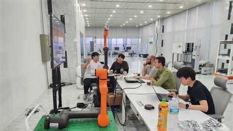 Hanwharobotics Hcr Cobots Collaborativerobots Automation Hanwha Robotics