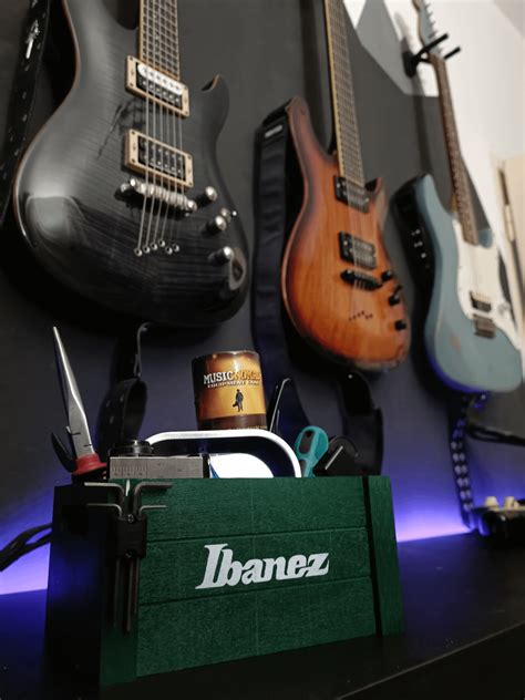 sz x2 and a little toolbox r ibanez