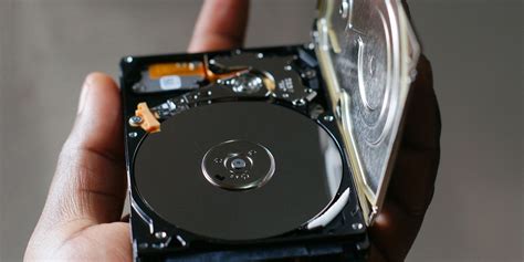 how to completely wipe a hard drive on windows