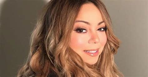 Mariah Carey 47 Stops Traffic With Brazen Braless Display Daily Star