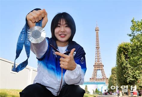 허미미 내가 가장 좋아하는 한국어는 ‘할 수 있다 진짜 해낼 것 같은 느낌” 월요 초대석