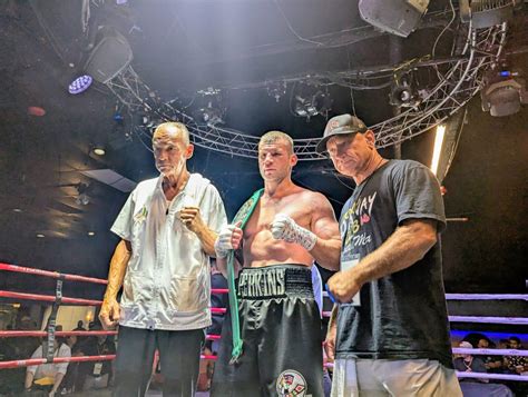 James Perkins Beats Anthony Andreozzi Wins Wbc Us Silver Light