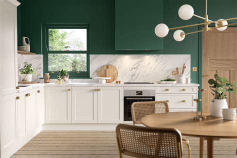 White Shaker Kitchen With Marble Worktop Wren Wren Kitchens