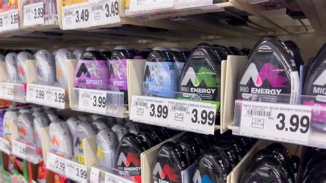 Is Mio Good or Bad For You? Dietitian Explains - Taste It with Tia