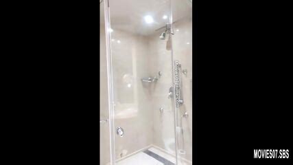 Monsooon Shower Aug Live Flora Saini