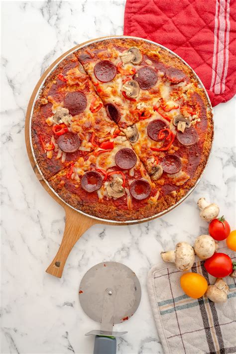 Best Keto Cauliflower Pizza Recipe Cast Iron Keto 🍕