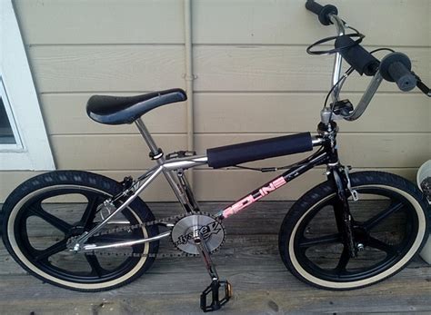 1990 Redline 390