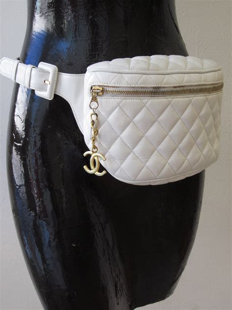 White Hot Chanels The Cat S Meow