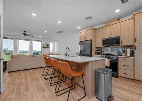 450 W Mahogany Ln Clovis Ca 93611 Redfin
