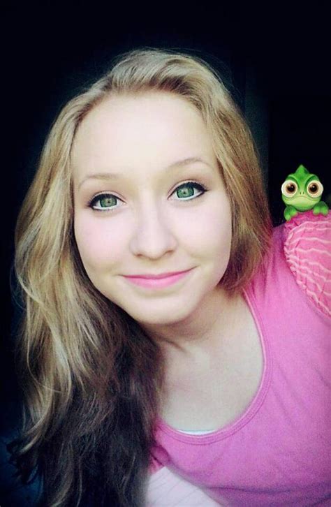 Rapunzel And Pascal By Susananetzlaff On Deviantart