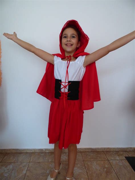 Червената шапчица Anite