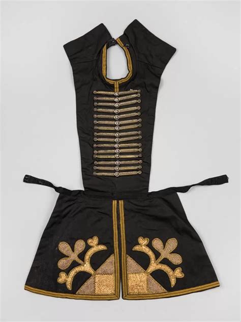 Нагрудник женский. Кабардинцы | Clothes, Costumes for women ...