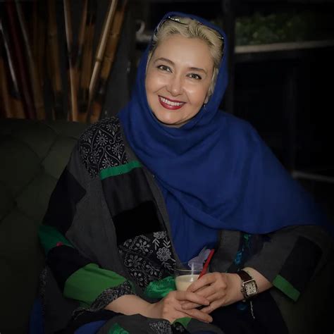 بیوگرافی و زندگی شخصی کتایون ریاحی عکس‌های خاص روزنامه هفت صبح