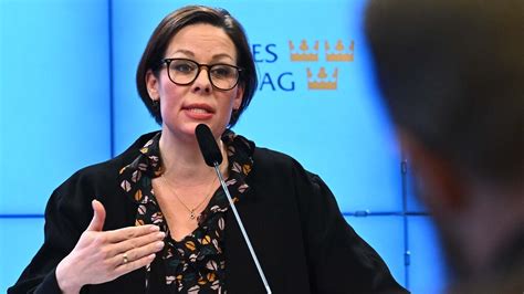 Utrikesministern Om Samtalen ”inte Förhandlingar”