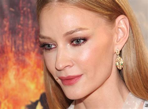 Ходченкова объяснила почему обожает постельные сцены на съёмках