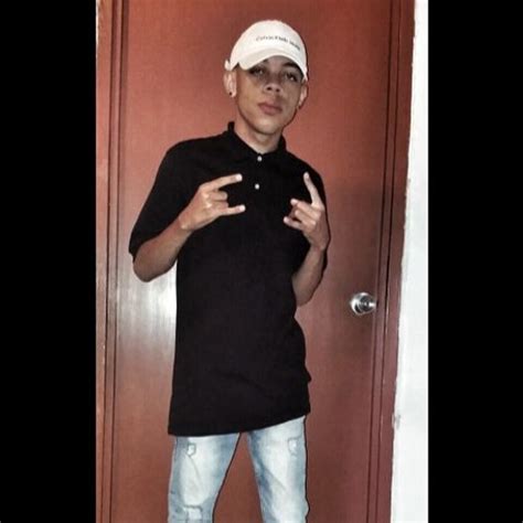 Stream Jayvier Official Music Listen To Songs Albums Playlists For