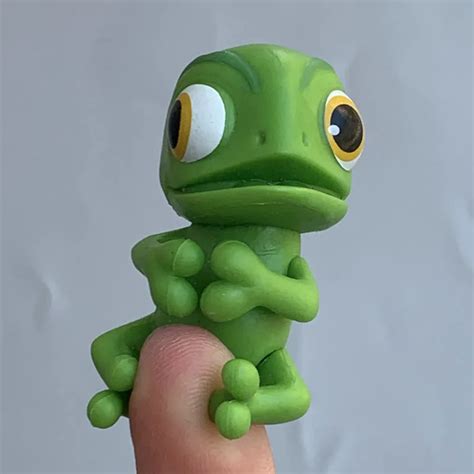 Tangled Pascal Cute