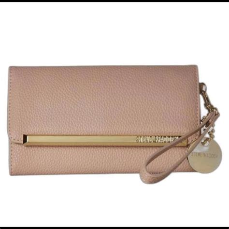 Steve Madden Bags Steve Madden Logo Bar Trifold Wallet Poshmark