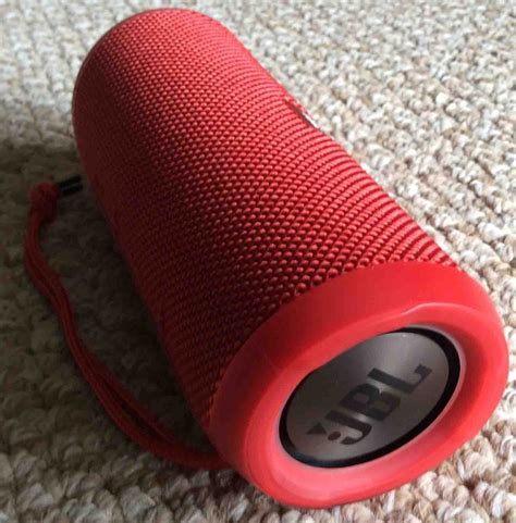 Jbl Flip Review Of This Bluetooth Speaker Tom S Tek Stop